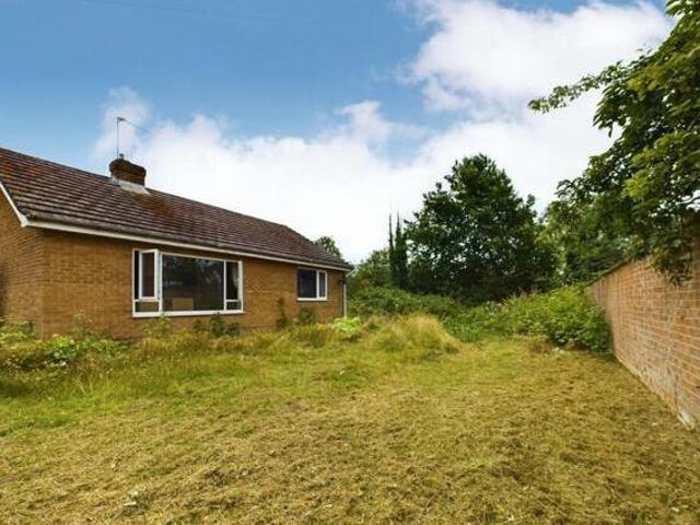 2 Bedroom Bungalow For Sale In Doncaster, South Yorkshire