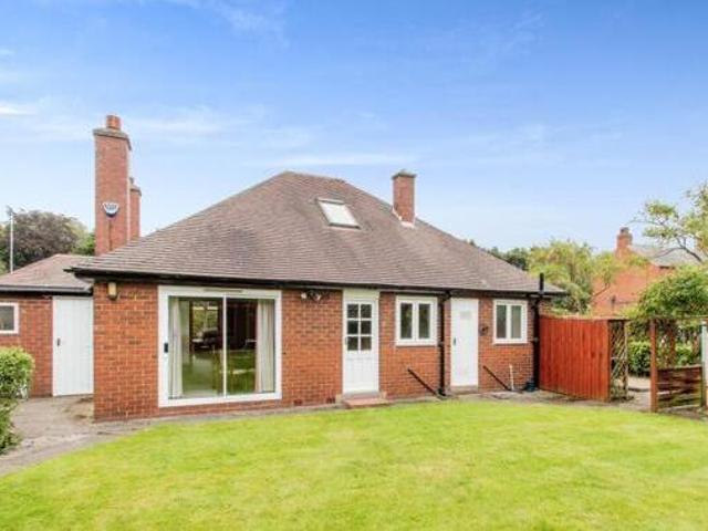 2 Bedroom Bungalow For Sale In Dewsbury, West Yorkshire