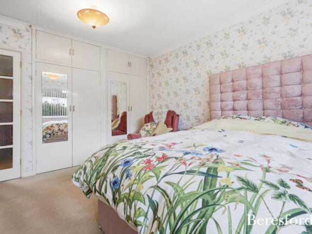 3 bedroom bungalow for sale in Delta Road, Hutton, CM13