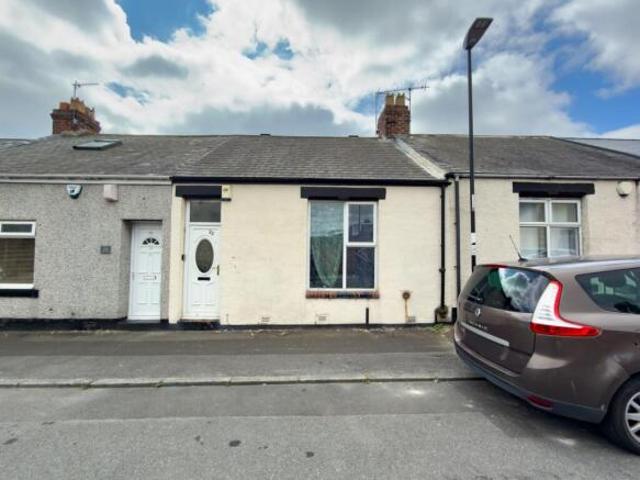 2 bedroom bungalow for sale in East Moor Road, Sunderland, Tyne and Wear, SR4