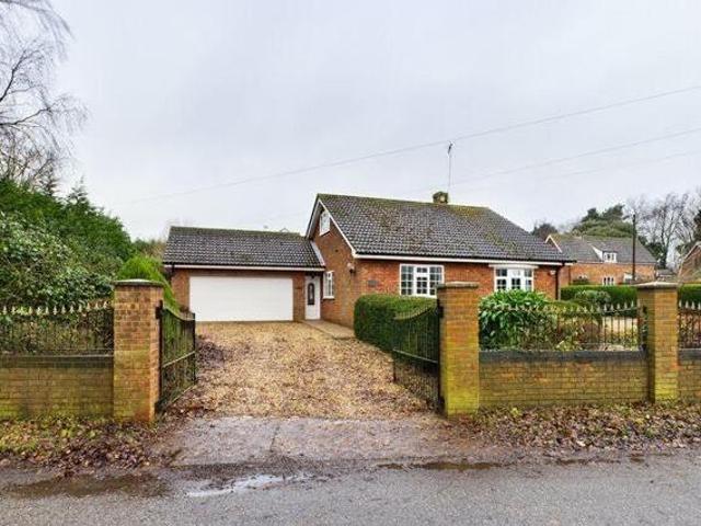 2 Bedroom Bungalow For Sale In East Road, Tetford