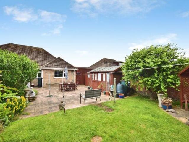 2 bedroom bungalow for sale in Egremont Road, Maidstone, ME15