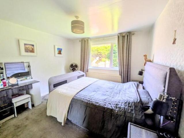 2 bedroom bungalow for sale in Elizabeth Crescent, Bradford, BD12