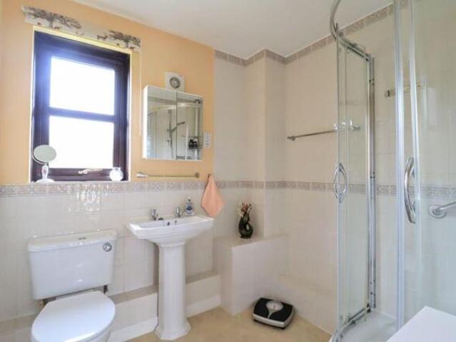 2 bedroom bungalow for sale in Epsom Grove, Bletchley, Milton Keynes, MK3