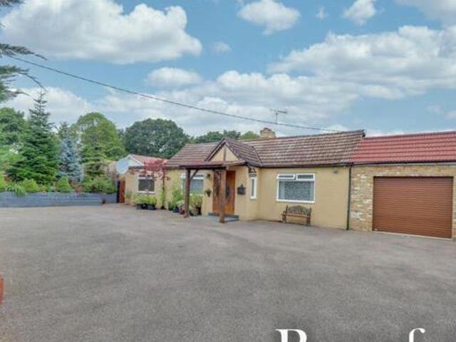 2 Bedroom Bungalow For Sale In Foxes Grove