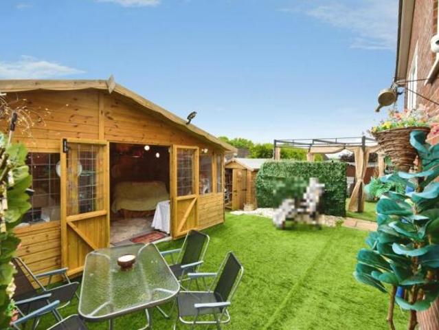 2 bedroom bungalow for sale in Faulkner Place, Stoke on Trent, Staffordshire, ST3