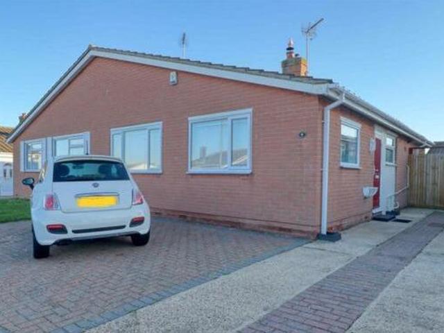 2 Bedroom Bungalow For Sale In Frinton Homelands