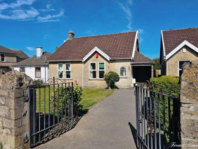 2 bedroom bungalow for sale in Frome Road, Odd Down, Bath, BA2