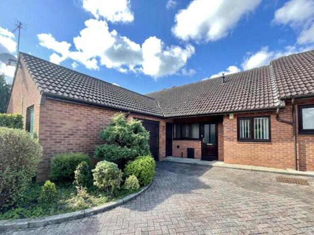 2 Bedroom Bungalow For Sale In Fulwood, Preston
