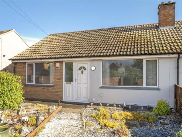 2 bedroom bungalow for sale in Kent Avenue, Minster on Sea, Sheerness, Kent, ME12