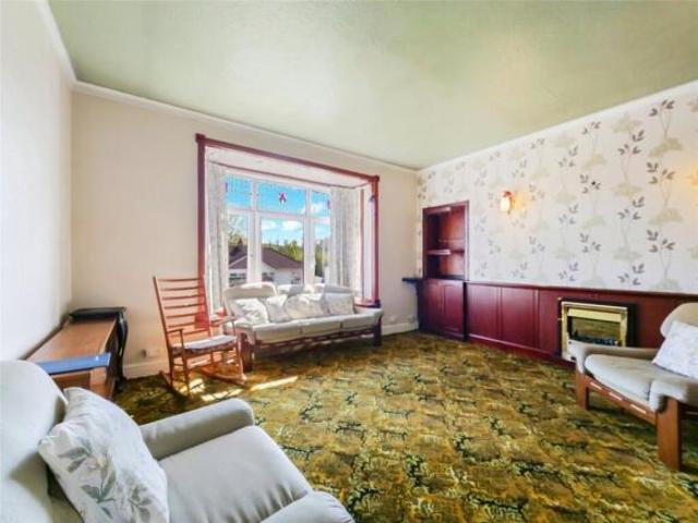 2 bedroom bungalow for sale in Kings Park Avenue, Rutherglen, Glasgow, South Lanarkshire, G73