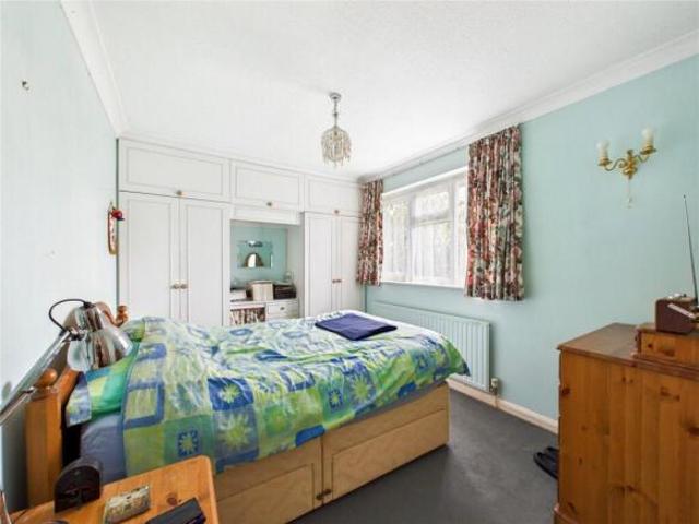 2 bedroom bungalow for sale in Kingsfield Avenue, Ipswich, Suffolk, IP1