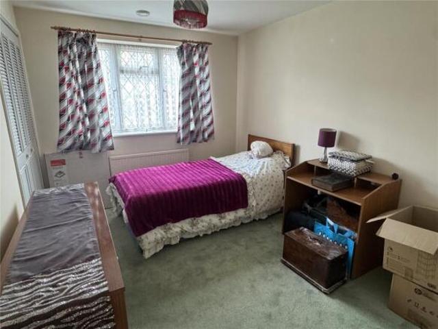 2 bedroom bungalow for sale in Kirktonhill Road, Swindon, SN5