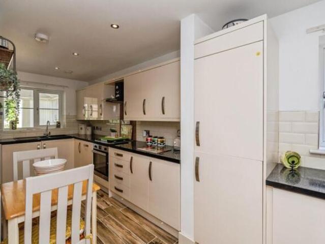 2 bedroom bungalow for sale in Hodson Close, Wolverhampton, West Midlands, WV11