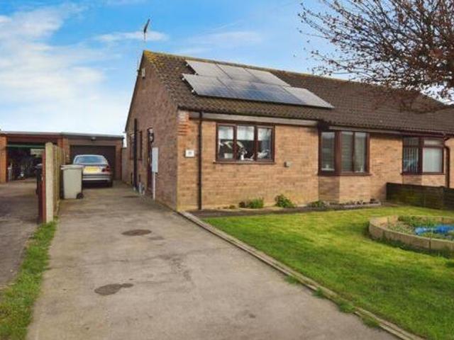 2 Bedroom Bungalow For Sale In Hogsthorpe
