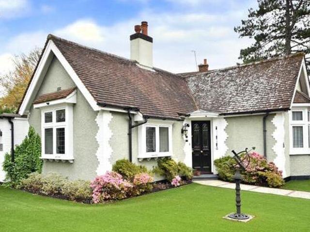 2 Bedroom Bungalow For Sale In Horley, Surrey