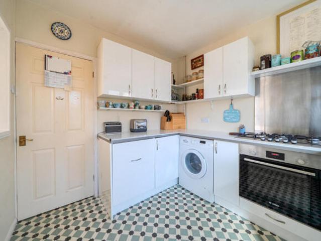 2 bedroom bungalow for sale in Hawkswood Road, Cheltenham, Gloucestershire, GL51