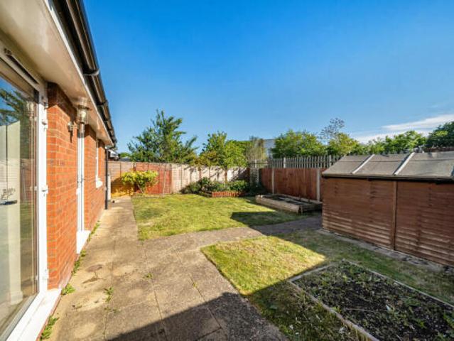 2 bedroom bungalow for sale in Hampton Close, Southampton, Hampshire, SO15