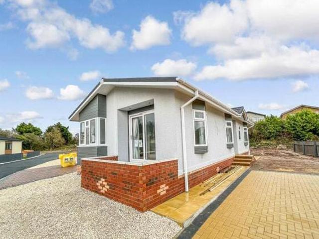 2 Bedroom Bungalow For Sale In Hartlepool, Durham