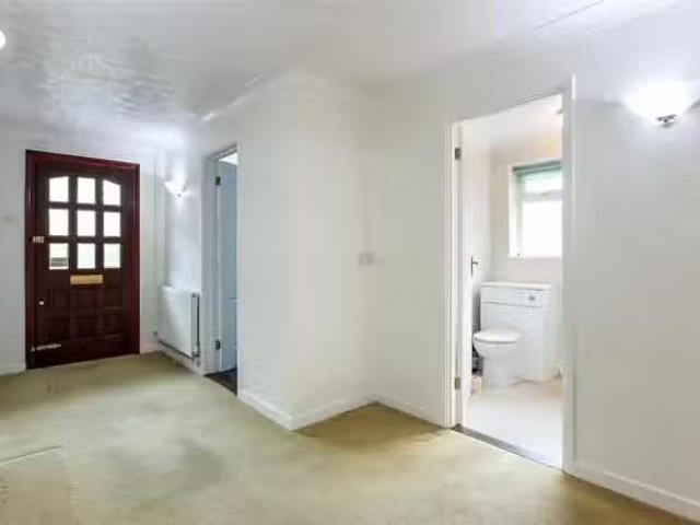 2 Bedroom Bungalow For Sale In Hartley Road, Longfield, Kent.