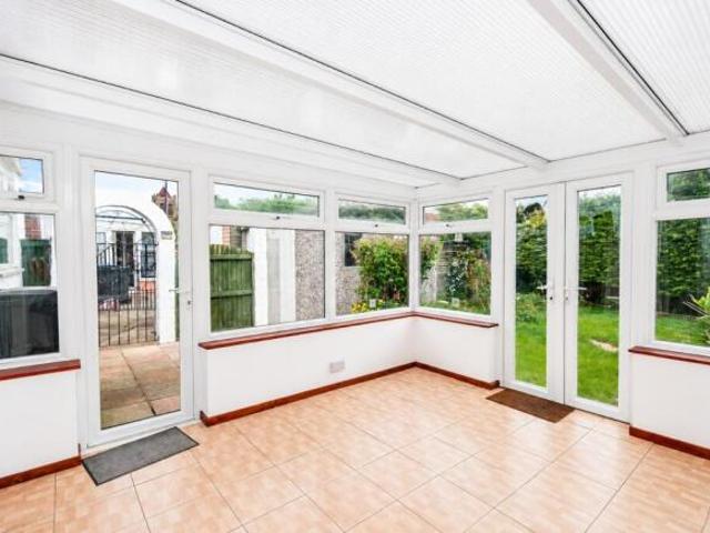 2 bedroom bungalow for sale in Highfield Gardens, Margate, CT9