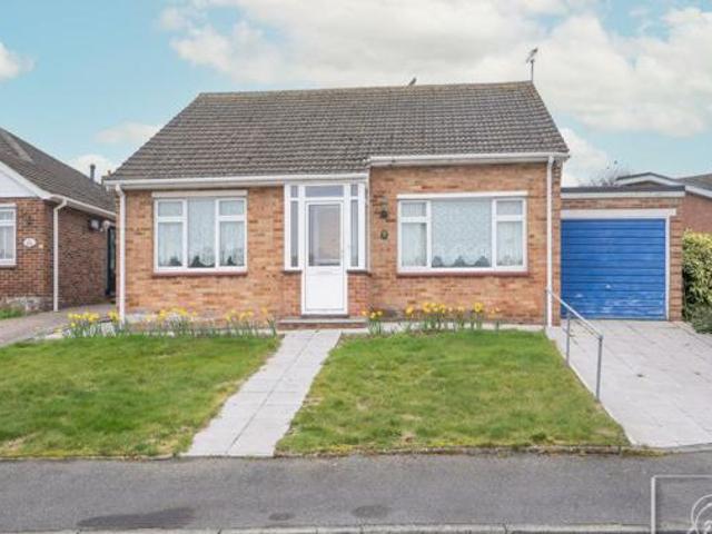 2 Bedroom Bungalow For Sale In Istead Rise
