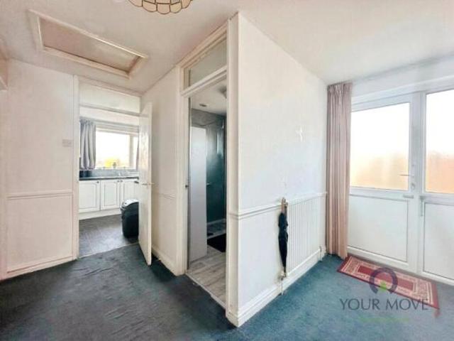 2 bedroom bungalow for sale in Jervis Avenue, Eastbourne, East Sussex, BN23