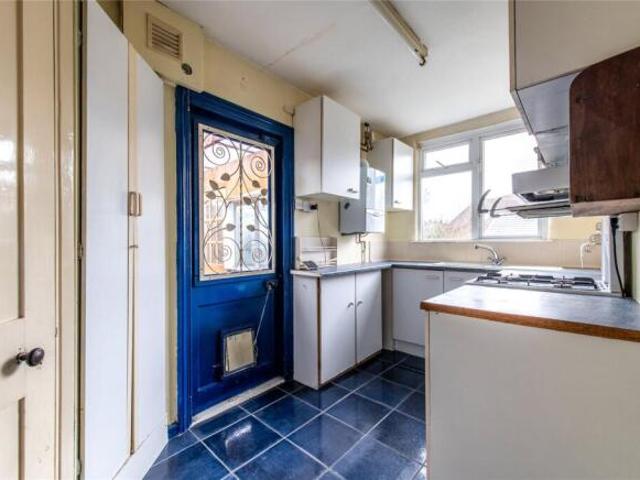 2 bedroom bungalow for sale in Orchard Drive, Weavering, Maidstone, Kent, ME14