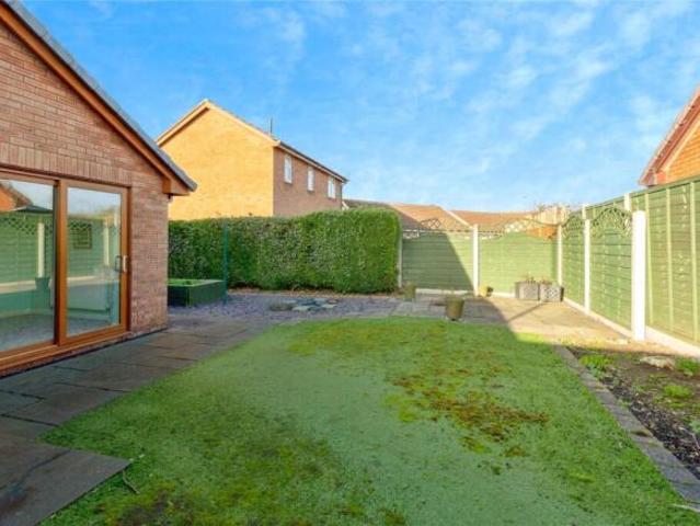 2 bedroom bungalow for sale in Osprey Road, LEICESTER, Leicestershire, LE4