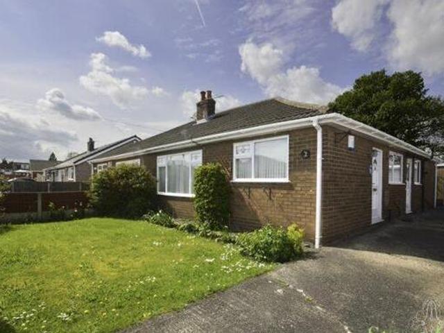 2 Bedroom Bungalow For Sale In Lowton, Warrington