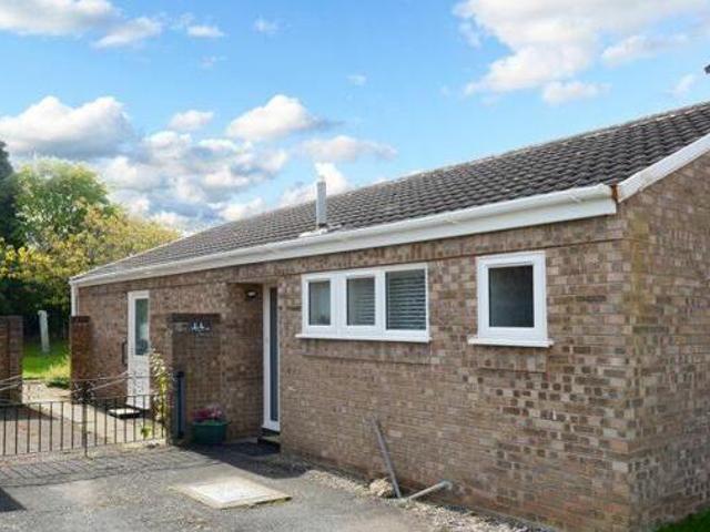 2 Bedroom Bungalow For Sale In Leegomery, Telford
