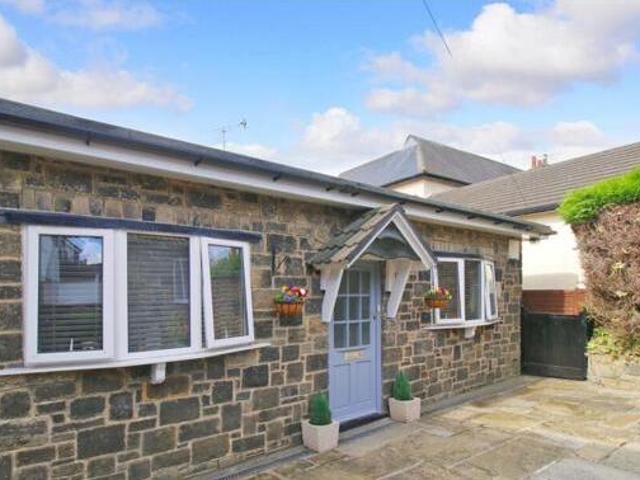 2 Bedroom Bungalow For Sale In Leeds, West Yorkshire