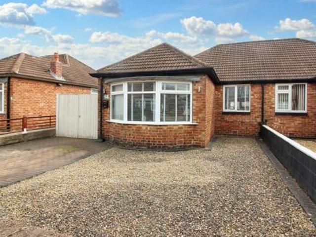 2 Bedroom Bungalow For Sale In Leeds, West Yorkshire