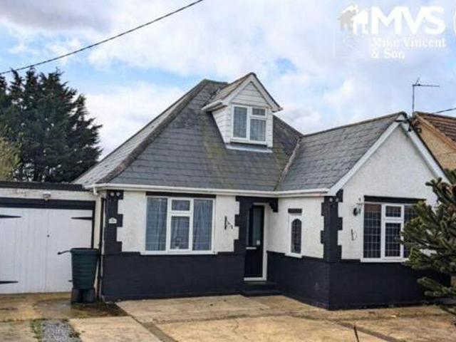 2 Bedroom Bungalow For Sale In Little Clacton
