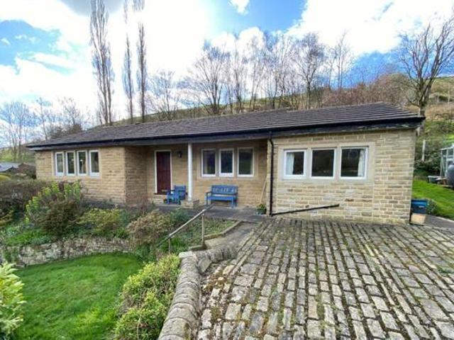2 Bedroom Bungalow For Sale In Luddendenfoot, Halifax