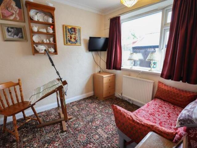 2 bedroom bungalow for sale in Lymm Avenue, Scale Hall, Lancaster, LA1