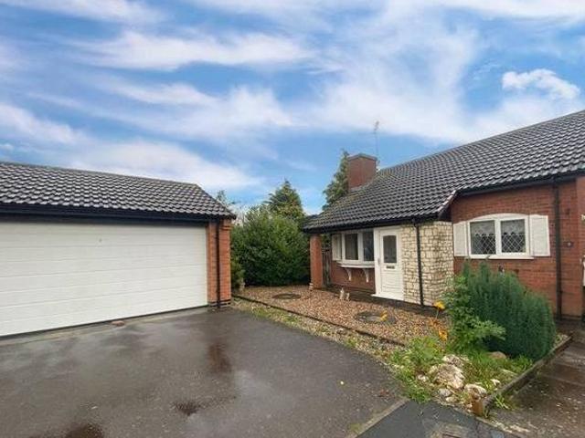 2 bedroom bungalow for sale in Moreton Dale Sileby LE12 LE12