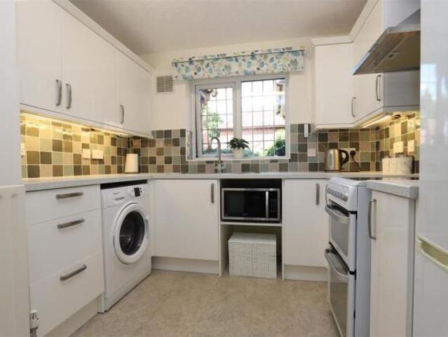 2 bedroom bungalow for sale in Matterdale Gardens, Barming, Maidstone, ME16