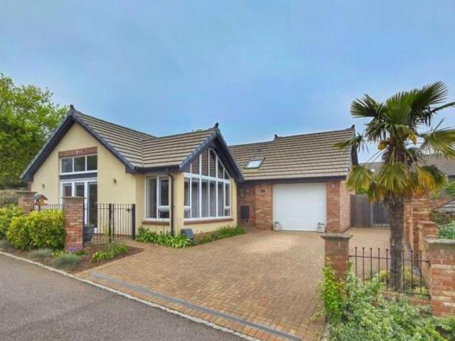 2 Bedroom Bungalow For Sale In Maulden, Bedfordshire