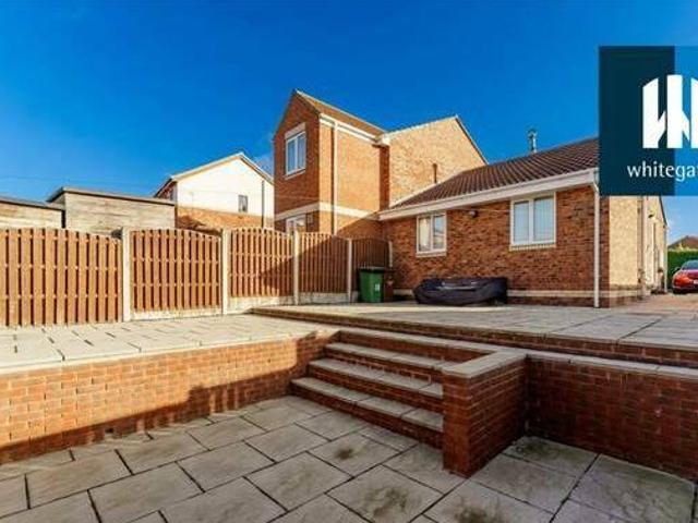 2 bedroom bungalow for sale in Mayfields Way South Kirkby Pontefract West Yorkshire WF9