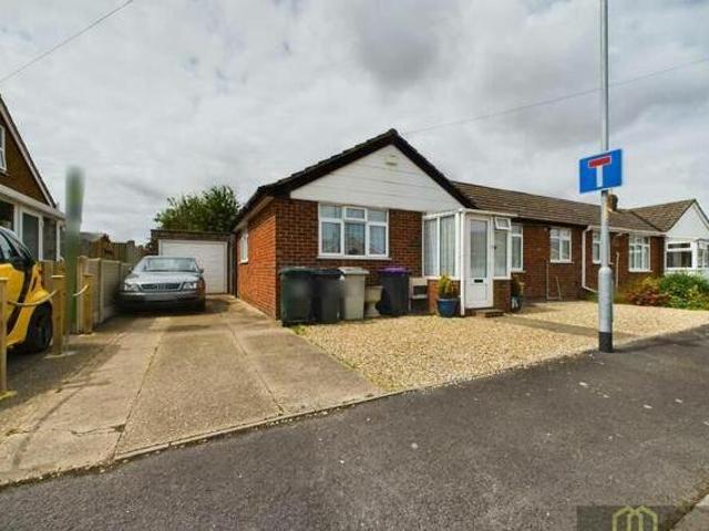2 Bedroom Bungalow For Sale In Mablethorpe, Lincolnshire