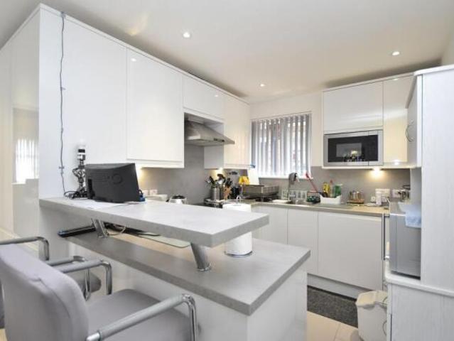 2 bedroom bungalow for sale in Malcolm Drive, Northampton, NN5