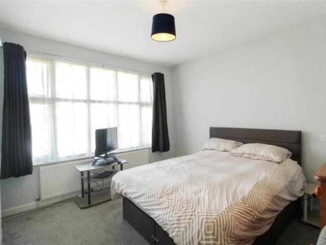 2 bedroom bungalow for sale in Marlow Gardens, Southend on Sea, Essex, SS2