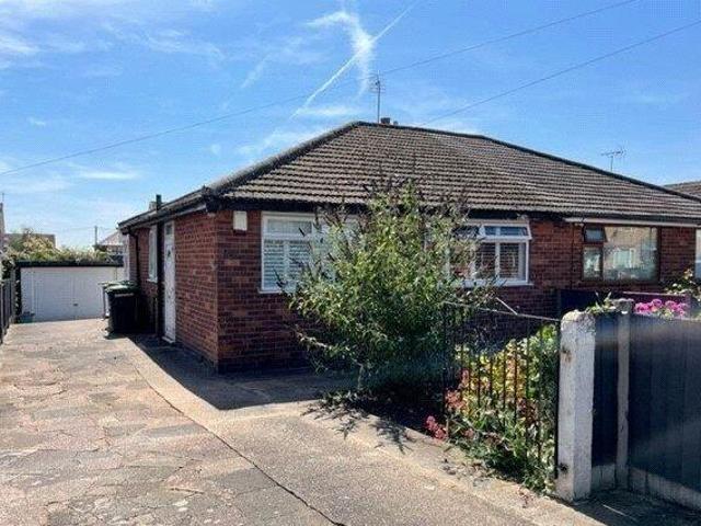 2 Bedroom Bungalow For Sale In Nottingham, Nottinghamshire