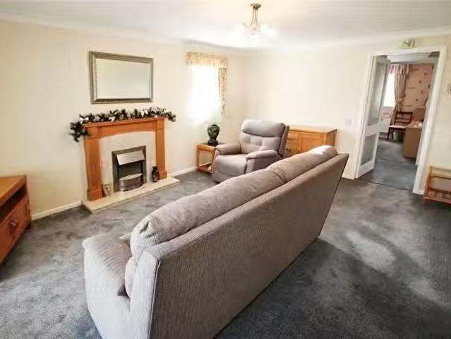 2 Bedroom Bungalow For Sale In Naseby Close, Redditch, Worcest.
