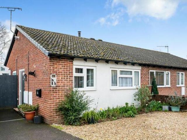 2 Bedroom Bungalow For Sale In Southampton, Hampshire