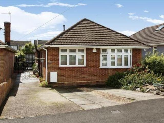 2 Bedroom Bungalow For Sale In Southampton, Hampshire