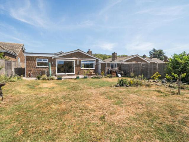 2 bedroom bungalow for sale in Shepherds Mead, Findon Valley, Worthing, West Sussex, BN14