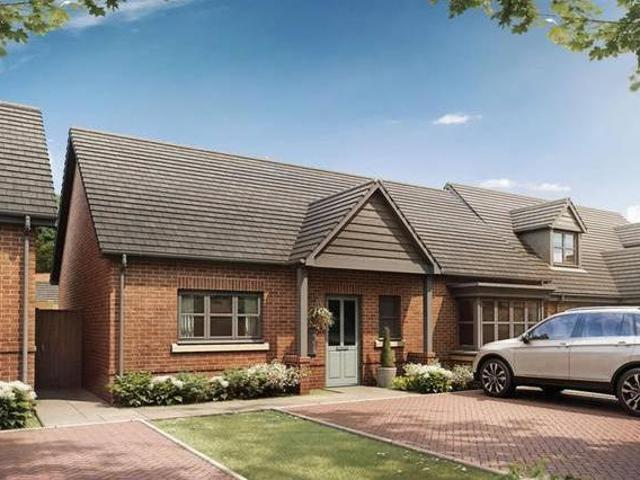 2 bedroom bungalow for sale in Stalham NR12