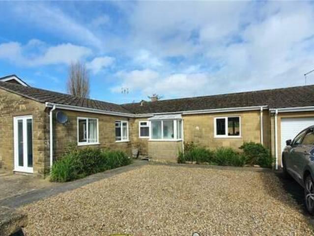 2 bedroom bungalow for sale in Summer Shard South Petherton TA13